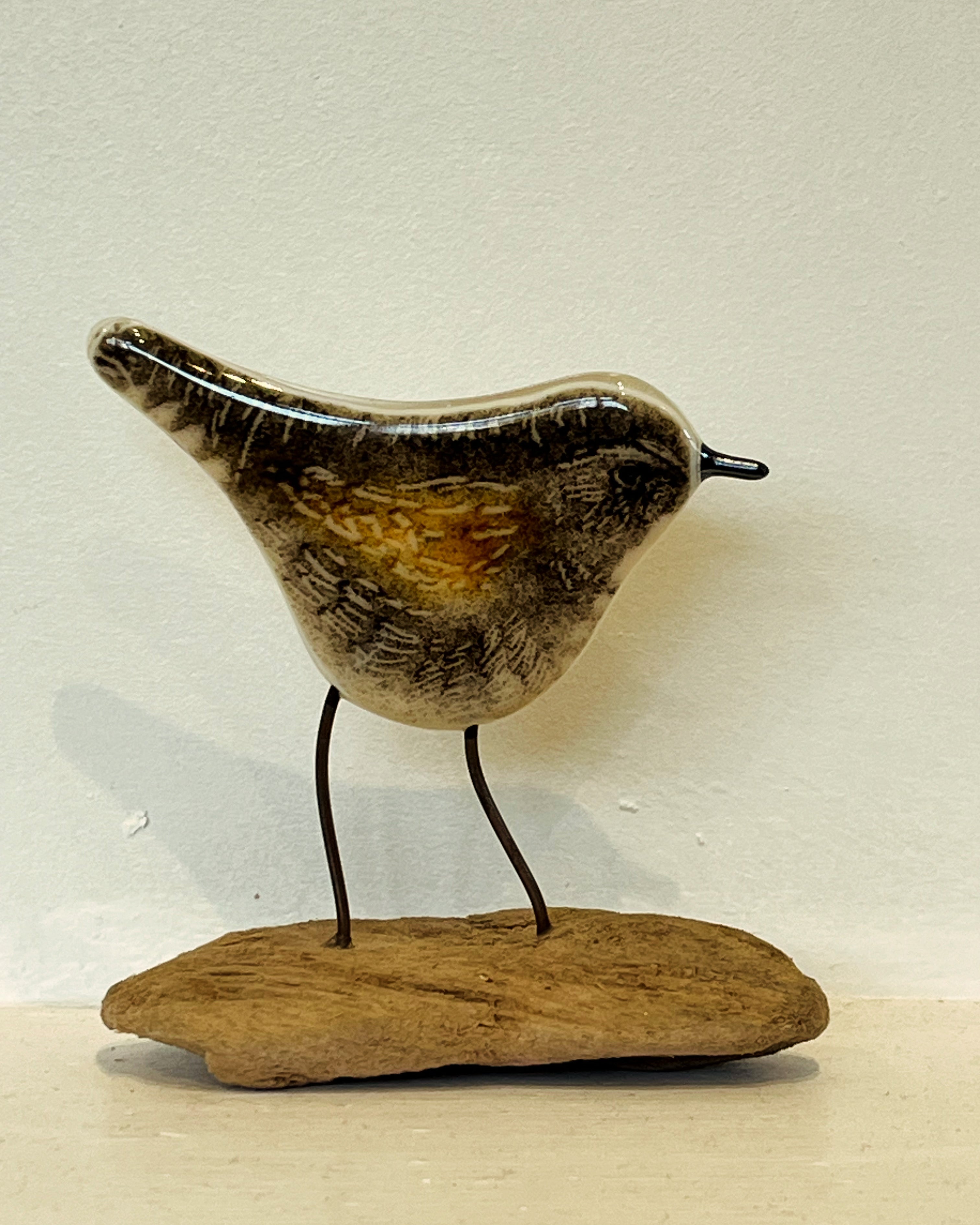 Wren on Driftwood – Studio Shards
