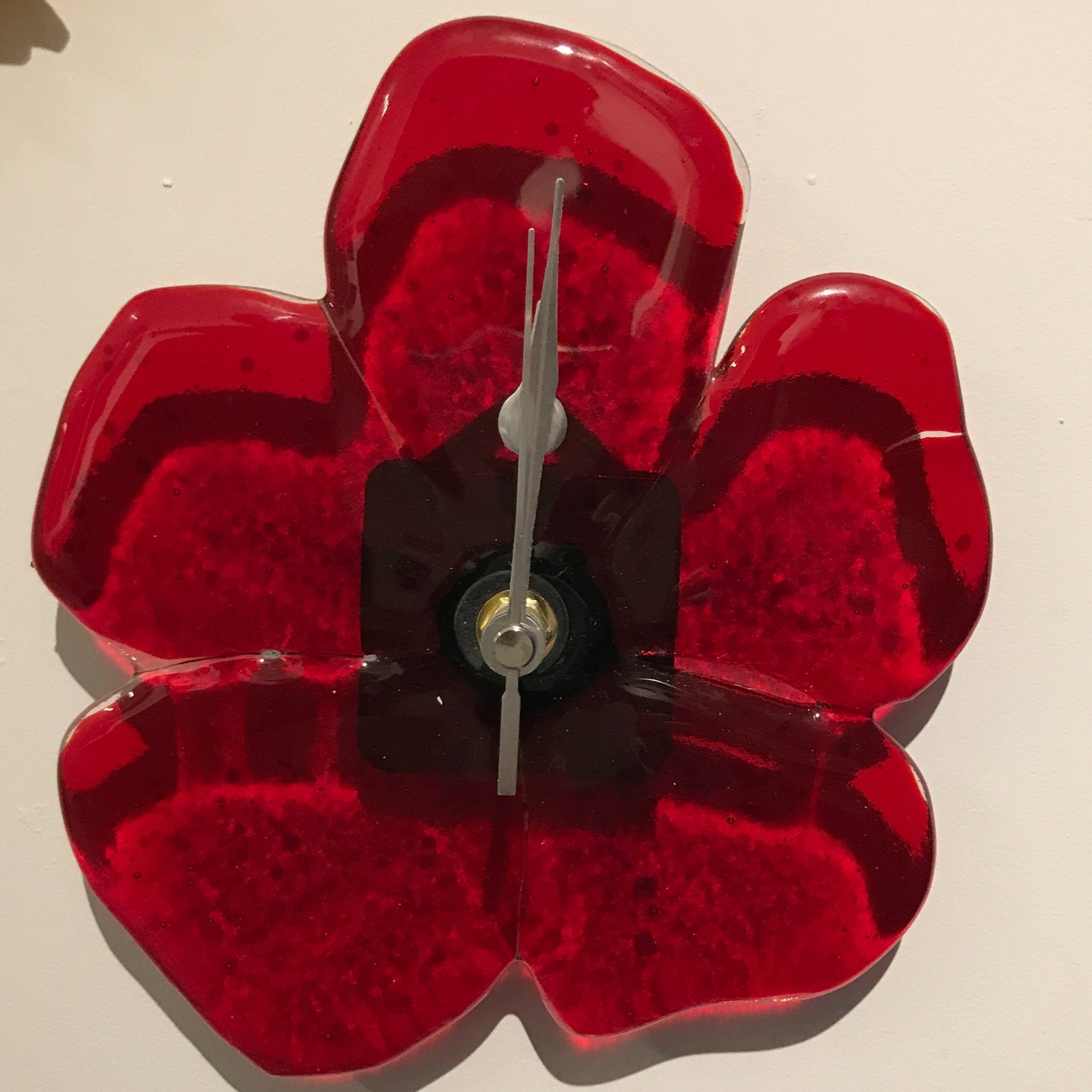 Glass Clock – Studio Shards