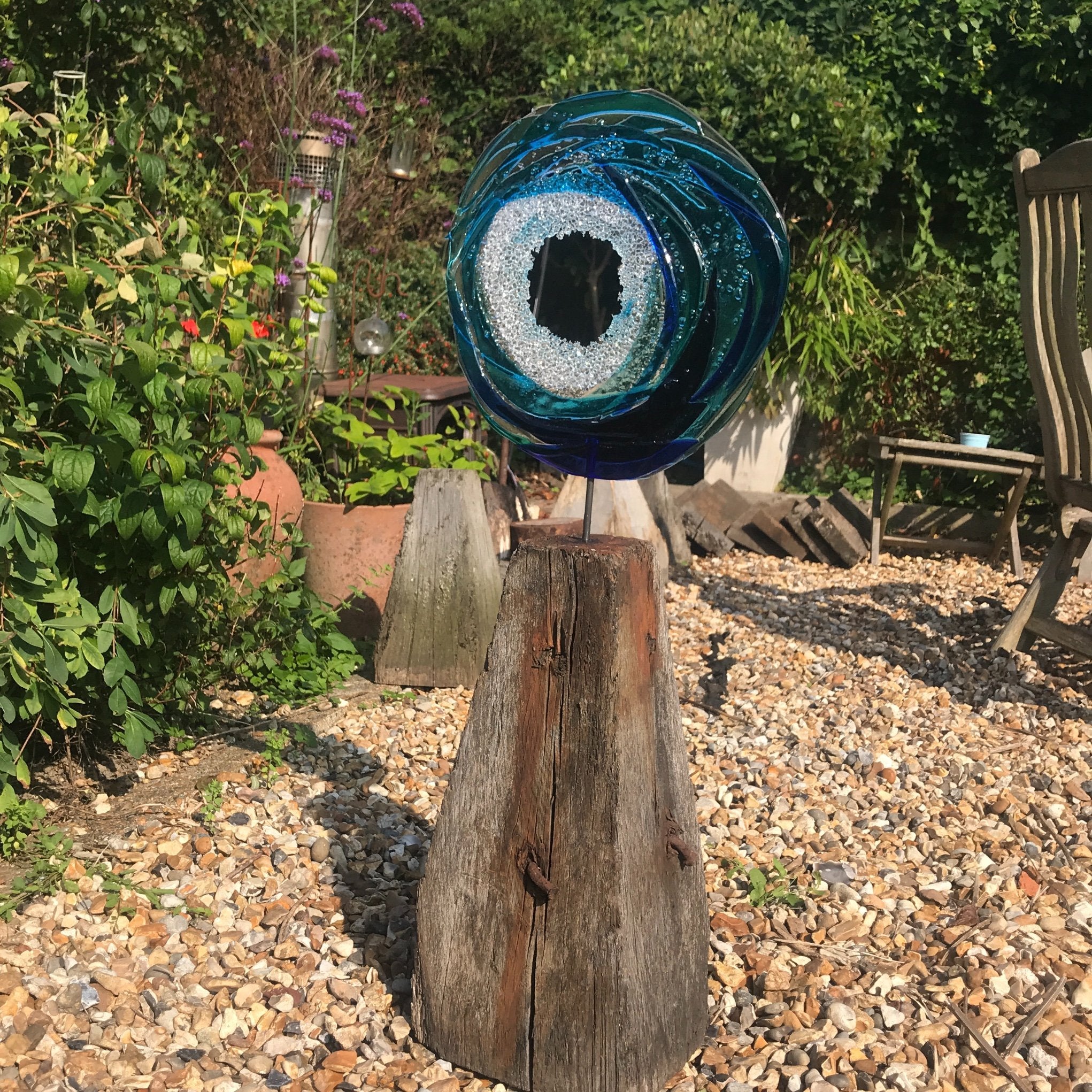 Wave Round Garden Sculpture on Oak Groyne – Studio Shards